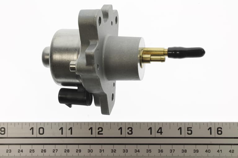Mercury 8M0185615 - OIL PUMP EFI | Boats.net