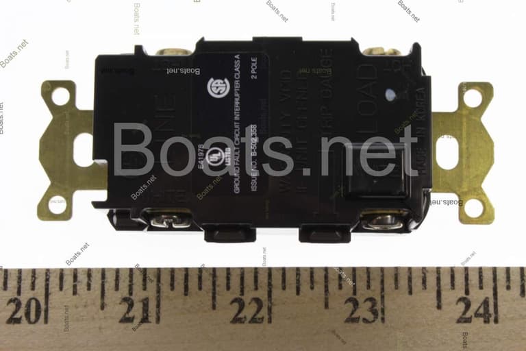 Honda 32331-ZC2-E31 - Superseded by 32330-Z08-E42 - RECEPTACLE | Boats.net