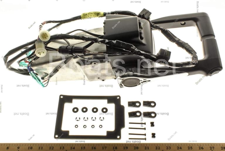 Yamaha 704-48207-R1-00 - CONTROL BINN TWIN (CHROME) | Boats.net